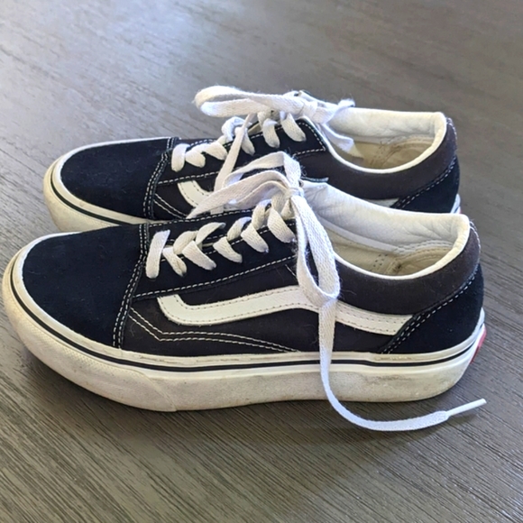 Vans | Shoes | Old Skool Low Cut Vans Size 3 Sneakers | Poshmark